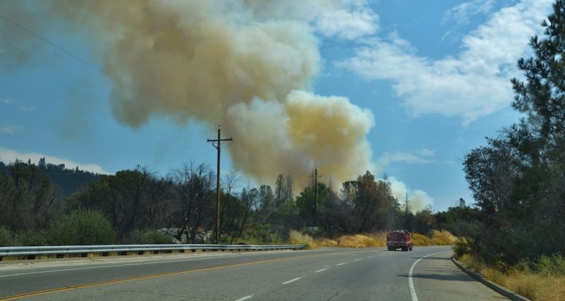 Mission Fire Destroys Three Structures, Now 500 Acres | Sierra News Online